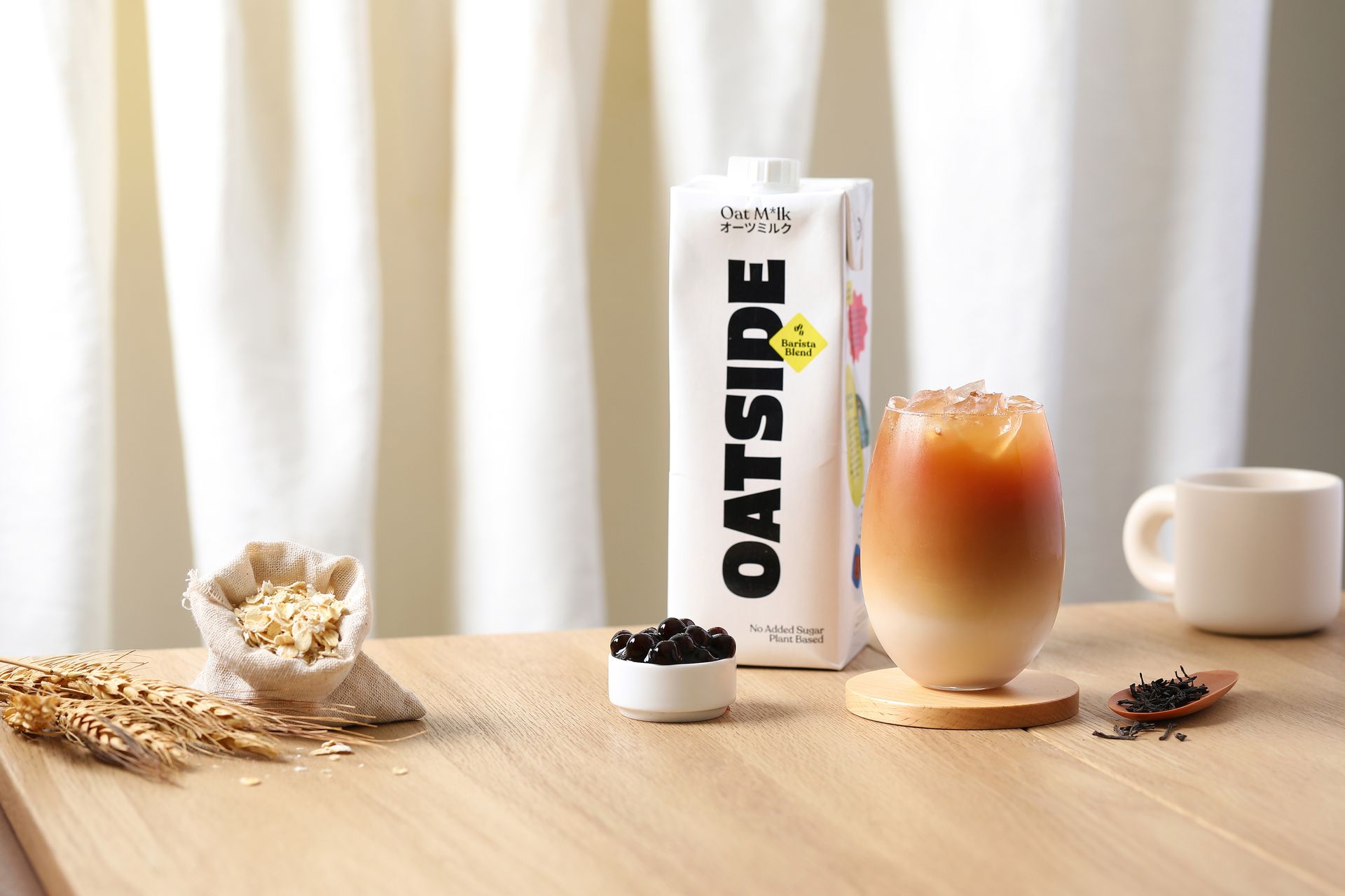 逼逼！歐蕾控集合｜ 再睡 5 分鐘 x OATSIDE 燕麥奶，打造最療癒的濃厚新選擇！ - Flavor | 風格美食指南